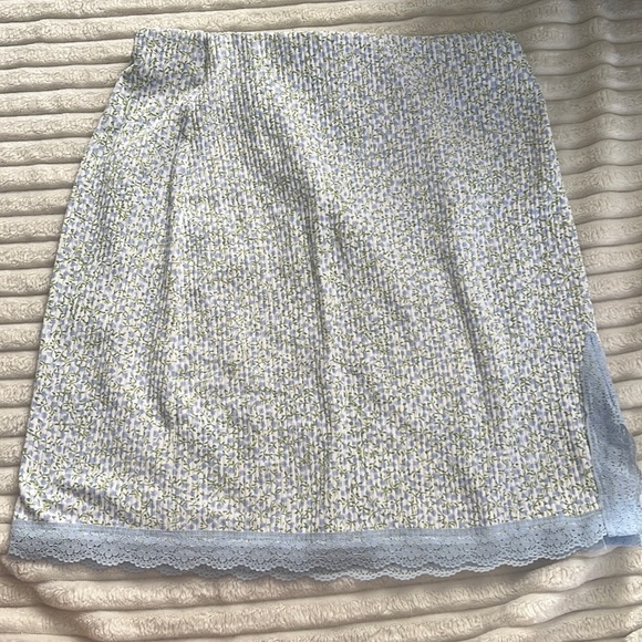 H&M | Skirts | Hm Floral Printed Mini Pencil Skirt With Bby Blue Lace ...
